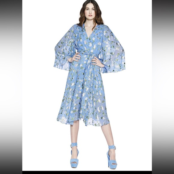Alice + Olivia | Dresses | Alice Olivia Dresses Blue Halsey Belted ...